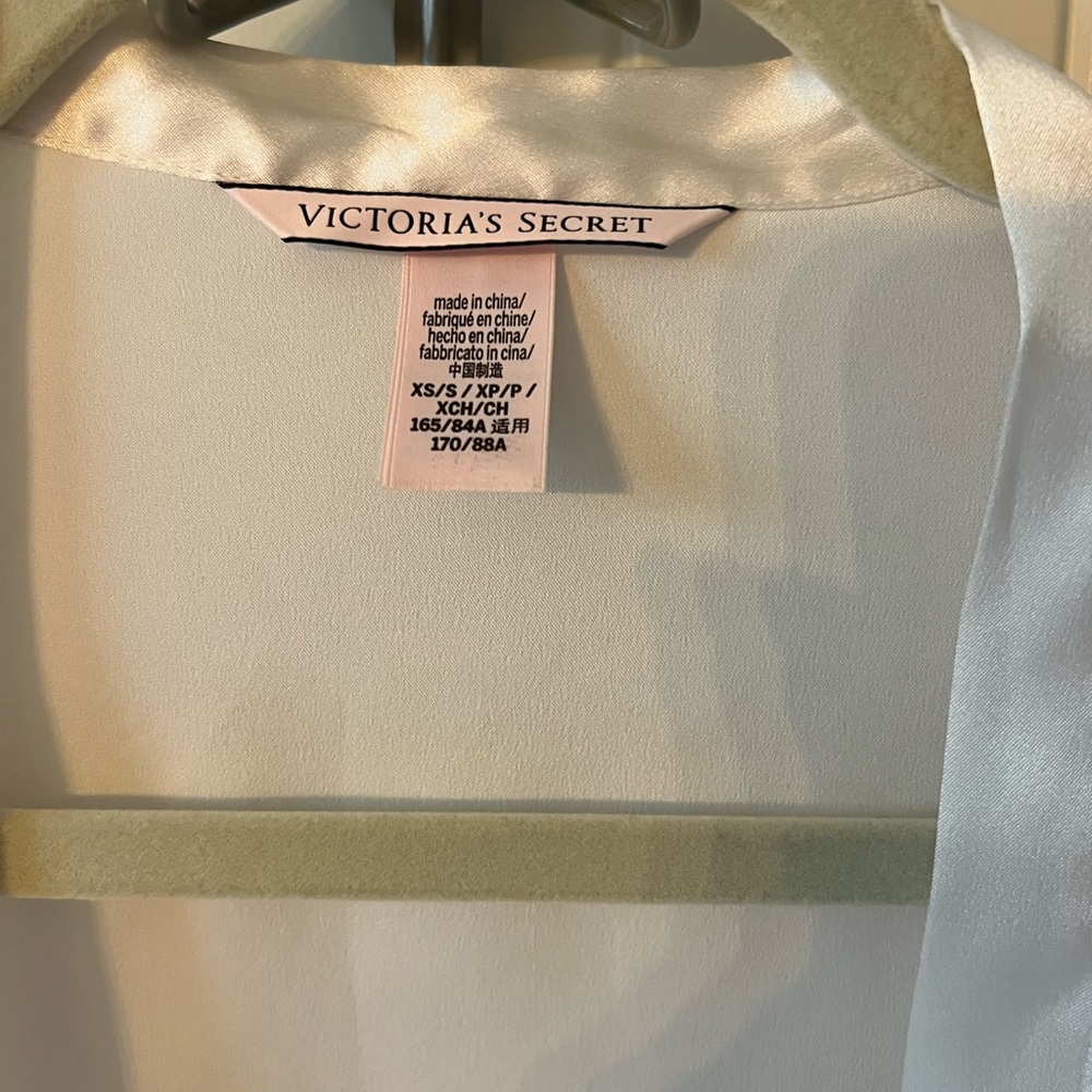 Victoria’s Secret Bridal Satin And Lace Robe Coverup - Gem